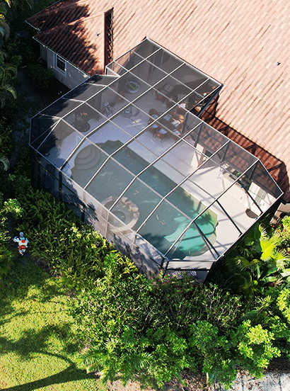 100% Guarantee - Spider Free Pool Cage